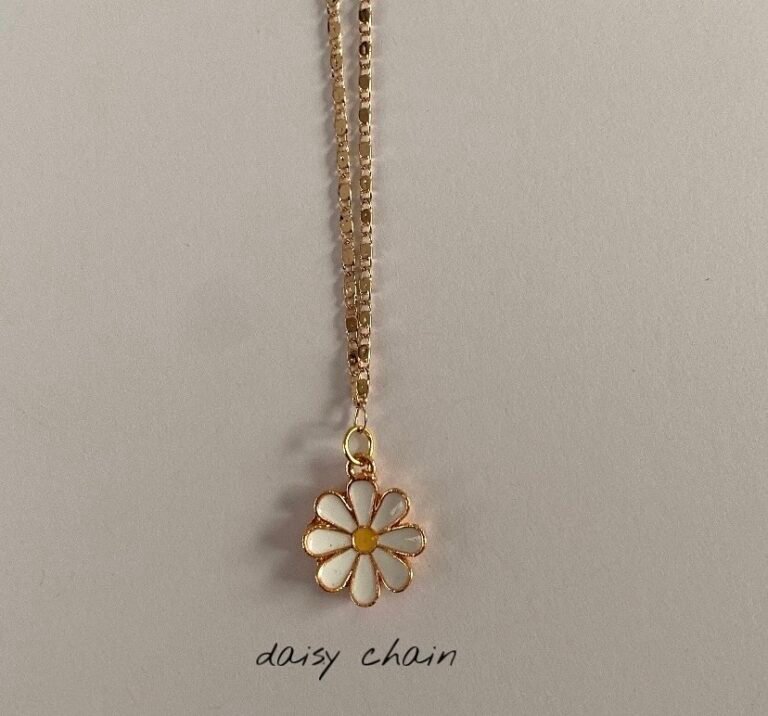 dasiy chain – Beemo